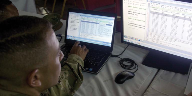 Army PEO EIS Brings Industry Under the Tent | AFCEA International